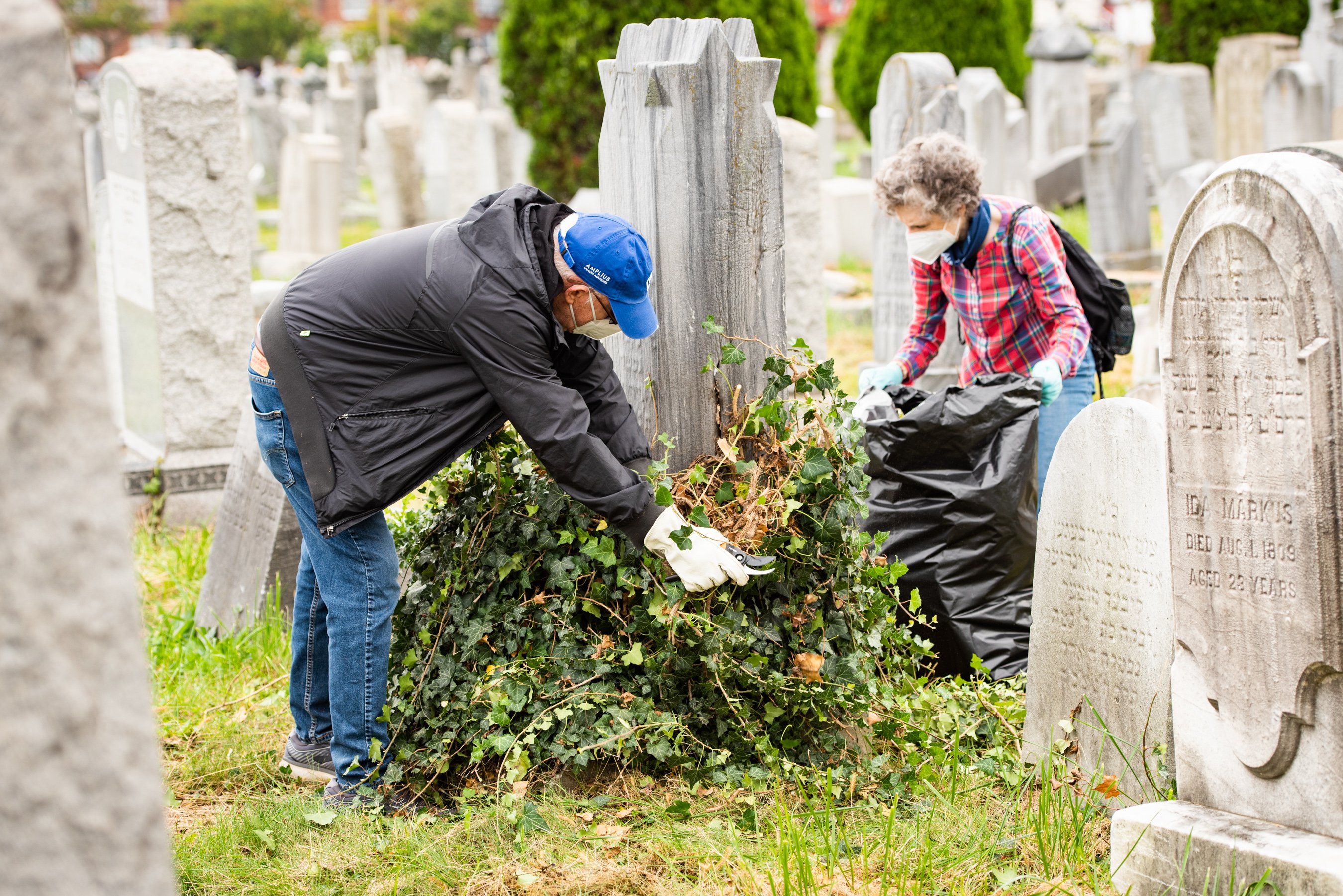 Cemetery Cleanup at Har Nebo